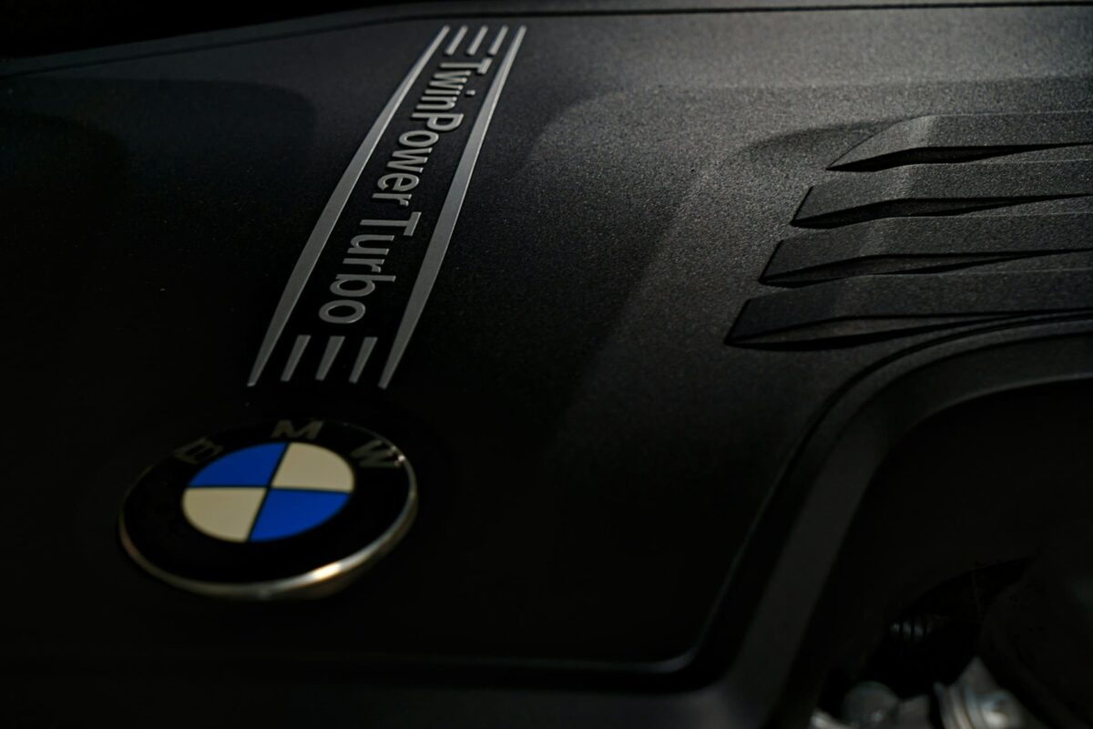 BMW Alternator Problems (Signs, Symptoms & Fixes) - GearFixes.com