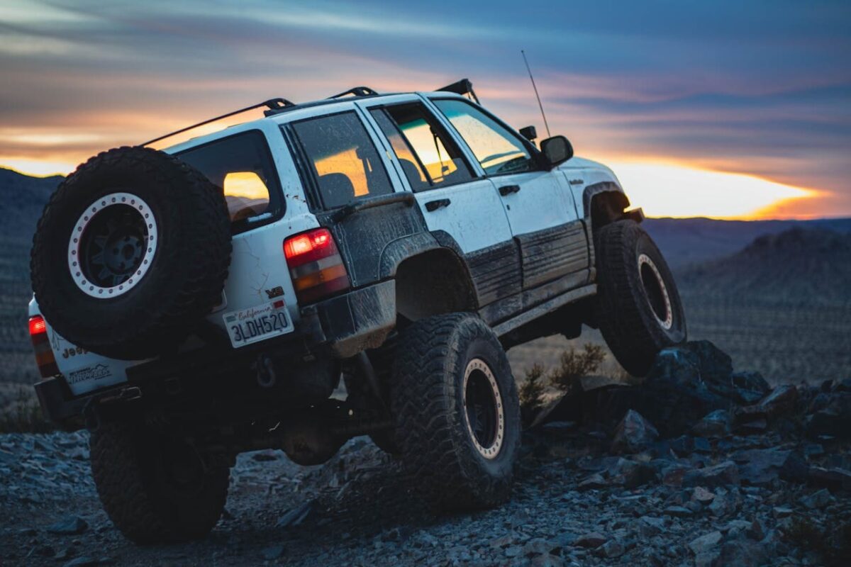 Jeep Backup Camera Not Working? Try This Software Fix First - GearFixes.com